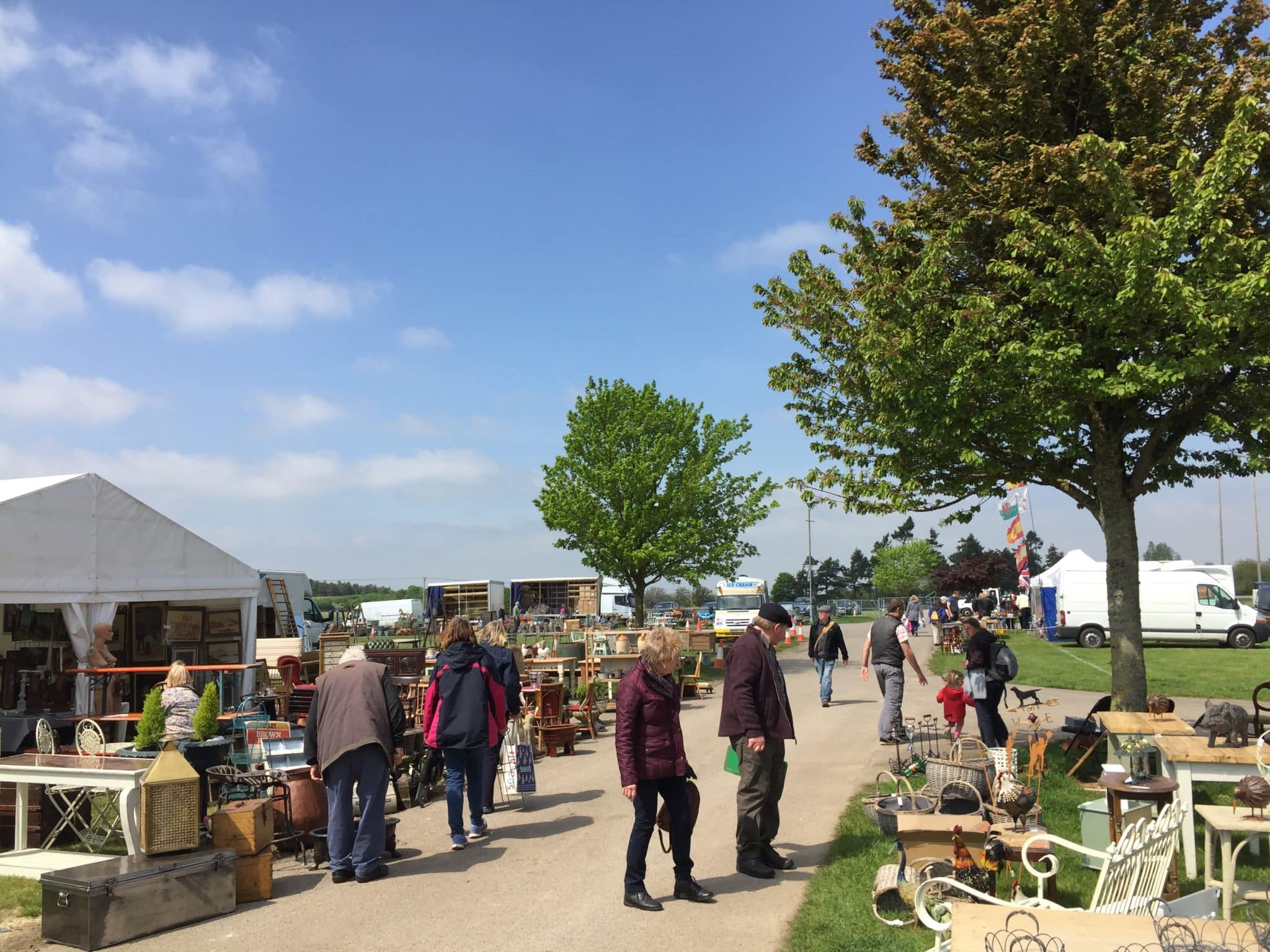 Newbury Antiques Fair FAQs | IACF